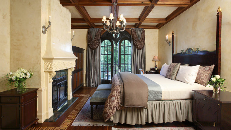 Ledson Hotel In Historic Sonoma Square | Boutique, old-world style luxury